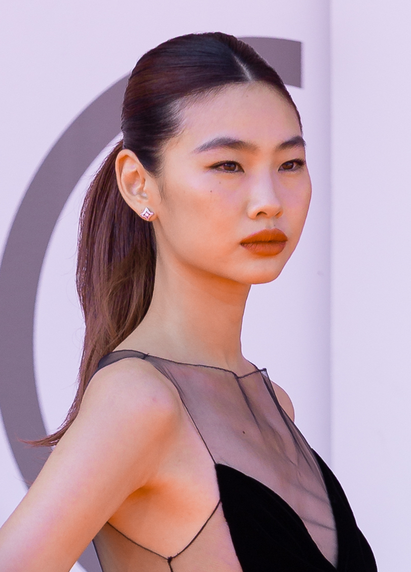 ТОП-25 самых красивых кореянок в 2025 году — GeograFishka.ru